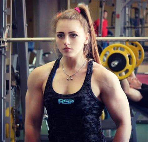 Muscle Barbie Η 20χρονη Bodybuilder με το αγγελικό πρόσωπο Picsvideo Patras Events