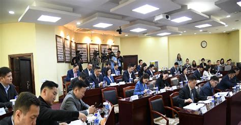 “Төв цэнгэлдэх хүрээлэн” г нийслэлийн өмчид 100 хувь шилжүүлэн авлаа