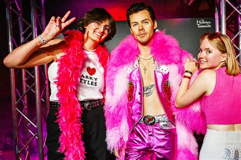 Harry Styles News Bilder And Storys Zum Künstler