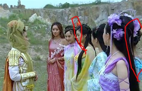 《歡天喜地七仙女》無厘頭穿幫鏡頭，霍思燕你就是個丑逼，看到第二張看不下去了！ 每日頭條