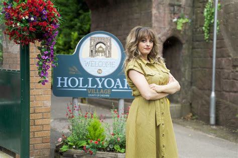 Hollyoaks Spoilers Becky Quentin Exit Twist