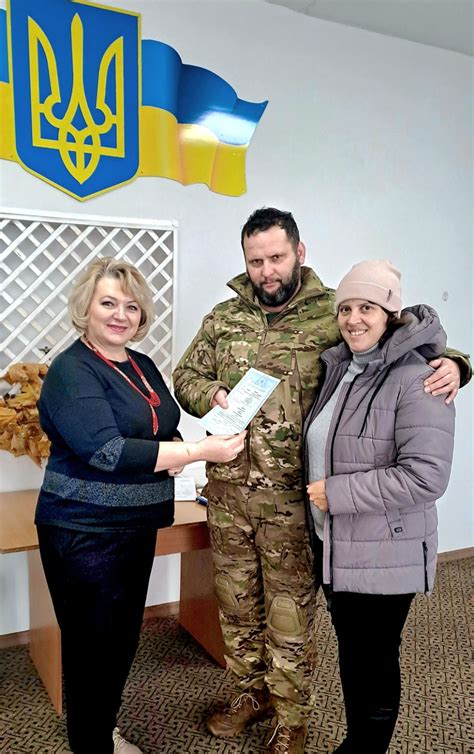 СВІДОЦТВА ПРО НАРОДЖЕННЯ ДЛЯ МАЛЕНЬКИХ МЕШКАНЦІВ ОЛЕКСАНДРІВКИ Східне міжрегіональне