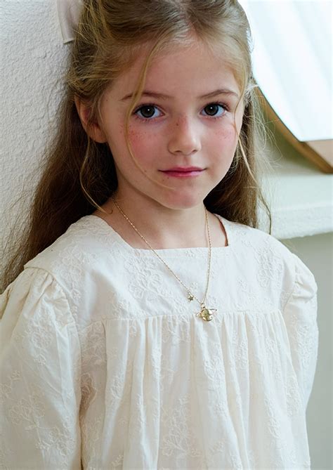 플라이트 모델 에이전시