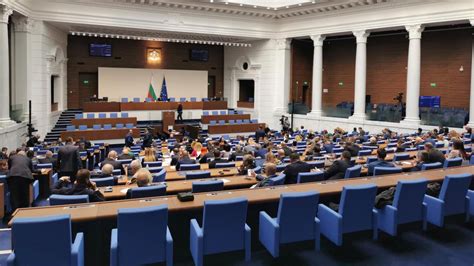 Депутатите решиха големите каравани да плащат винетки вместо тол такса Новини бг