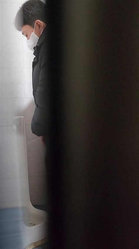 Korean Piss Spy 5