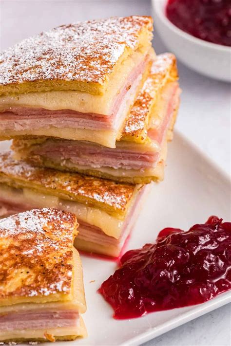 Monte Cristo Sandwich With Cranberry Jam Recipe