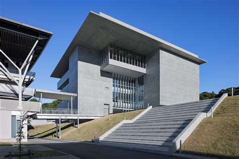 施工実績 学校法人静岡理工科大学 土木工学科棟 あーすつりー 鈴与建設株式会社