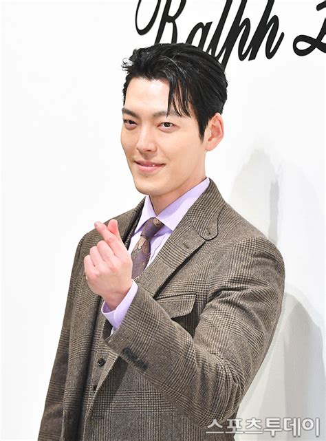 김우빈 새해 첫 소식은 기부…서울아산병원에 1억원 쾌척