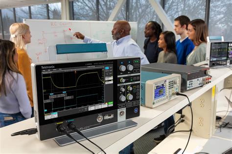 Mso22 2 Bw 350 Tektronix Mso Mdo Oscilloscope 2 Series Mso 2