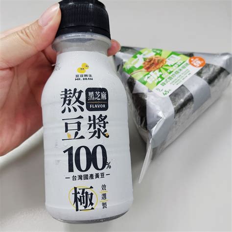 全家新品｜松露乾酪鹽可頌及豆豆鮮生熬豆漿 ･ิ ͜ʖ ･ิ 美食板 Dcard
