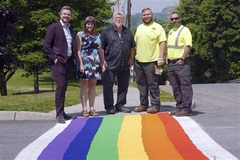 New Paltz Marks Site Of Same Sex Marriages With Rainbow Crosswalk Hudson Valley One