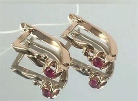 Ювеліри розповіли як правильно чистити золоті прикраси Читайте на Ukr Net