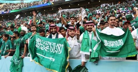 아르헨티나 격파 사우디팬 호날두 세리머니로 조롱