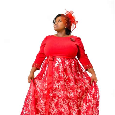 Rashell Pearce Sis Apple