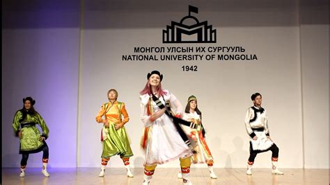 “Дээлтэй Монгол өдөрлөг” боллоо МУИС