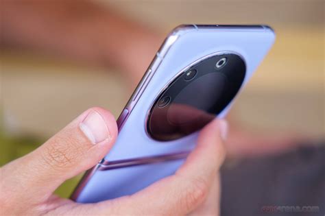 Tecno Phantom V Flip Pictures Official Photos