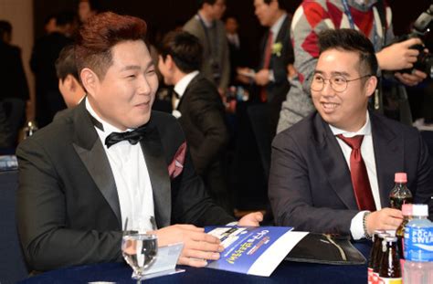 두산 양의지 골든글러브 포수 부문 수상