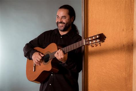 Mineiro Vitor Santana Abrirá Show De Caetano Veloso No Expominas Em