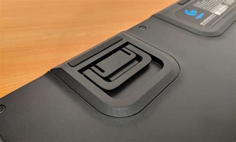 Logitech G915 Lightspeed Vs Razer Blackwidow V3 Pro Which Is Better Logitech G915 Lightspeed