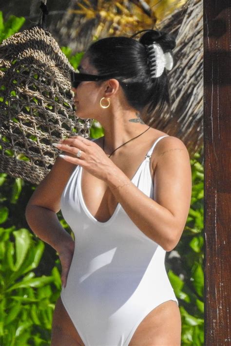 Vanessa Hudgens On The Beach In Tulum 12042023 • Celebmafia