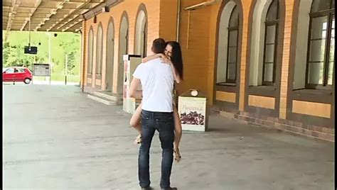 Öffentlicher Sex am Bahnhof mit deutscher dünner blonder schlampe xHamster