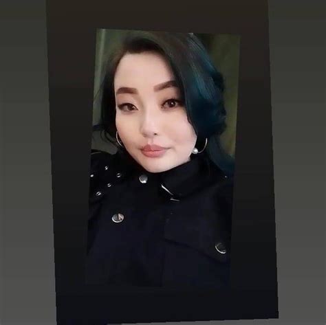 Хөх томруулагч эмэгтэйчүүдийн дааврын бэлдмэл Hey 🤗 Та Зөгийн сүүнцэр хэрэглэж байсан уу