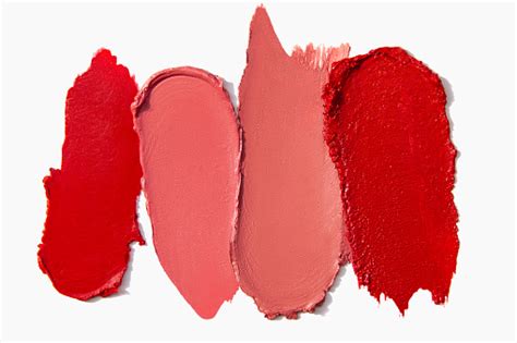 립스틱 질감과 견본은 밝은 흰색 배경에 무광택 빨간색 음영으로 표시됩니다 메이크업 번짐 조성물 립스틱에 대한 스톡 사진 및 기타 이미지 Istock