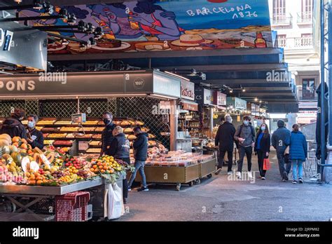Covid In Barcelona Hi Res Stock Photography And Images Alamy