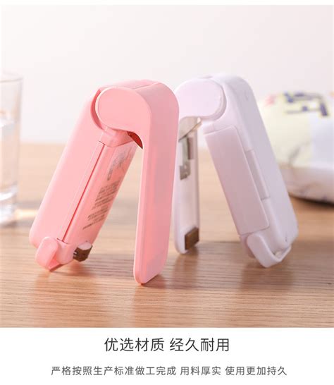 Преносима мини машина за запечатване на найлонови торбички за закуски Малка машина за