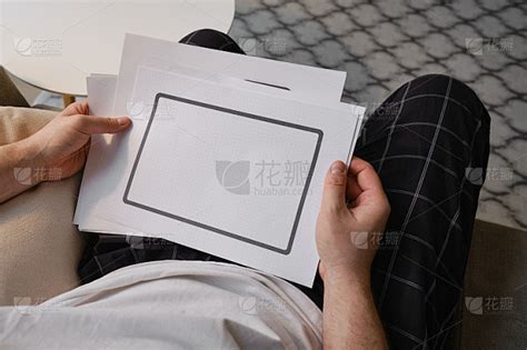 Ux网站设计线框图。草图，原型，框架，布局未来设计项目。ui Ux 用户界面，用户体验设计师。网页