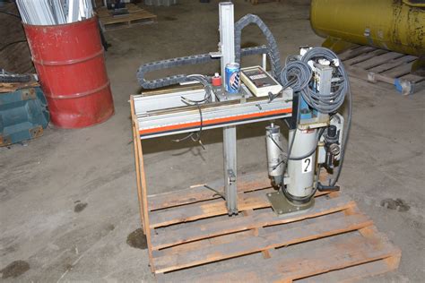 mark ii automation inc es series sprue picker with control