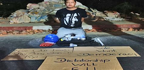 ဆူပူအကြမ်းဖက်မှုများဆောင်ရွက်ရာတွင်အသုံးပြုသည့် လက်နက်များနှင့် ဆက်စပ