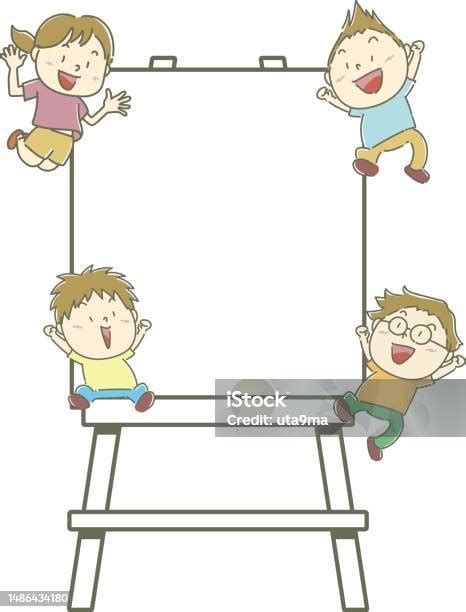 이젤 프레임 주위를 즐겁게 뛰어 다니는 아이들 일러스트 자료 계획에 대한 스톡 벡터 아트 및 기타 이미지 계획 공부 교육 시설 Istock