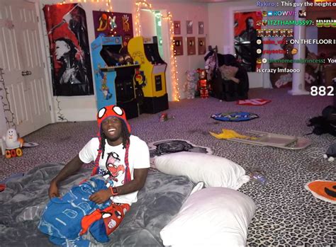 Discover 57 Kai And Reaction Face Ideas Funny Reaction Pictures Funny Black Jokes Reaction