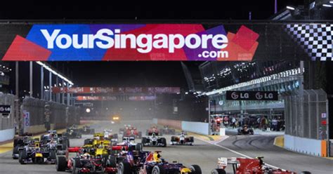 도심을 가르는 야간 레이스 F1 싱가포르 그랑프리 개막
