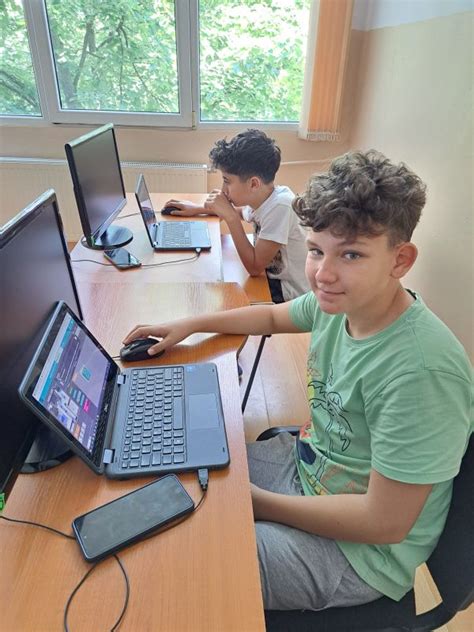 11 ОУ Христо Ботев Благоевград Клуб Кодиране на блоков език за програмиране 6 клас