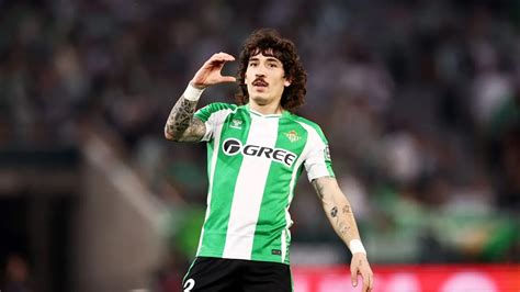 Hector Bellerin Nilai Real Madrid Diselamatkan Sang Kiper Liga Olahraga