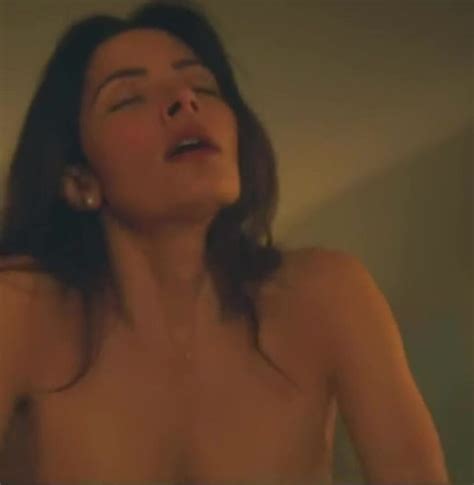 Sarah Shahi In Sex Life