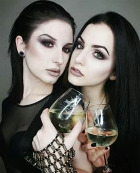 Chris Motionless Girlfriendgaiapatra Drac Dark Hair Pale Skin