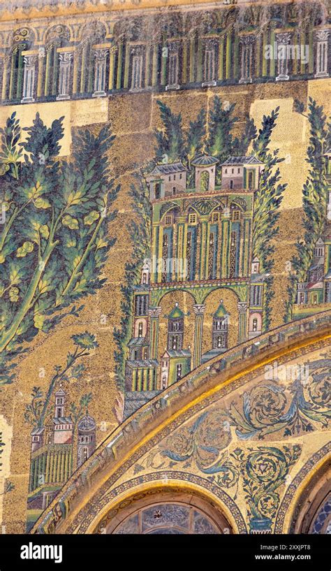 Detail Of Mosaics Transept Great Mosque Of Damascus Syria Stock