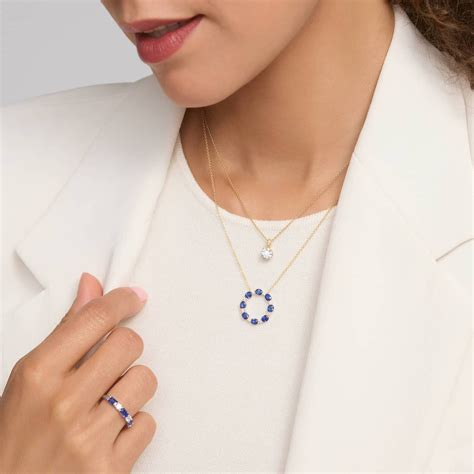 1 Ctw Round Cut Diamond Pendant Necklace With Diamond Bale In 14k