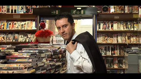 Trio double pénétration dans le sex store xHamster