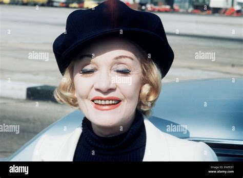 Marlene Dietrich Color