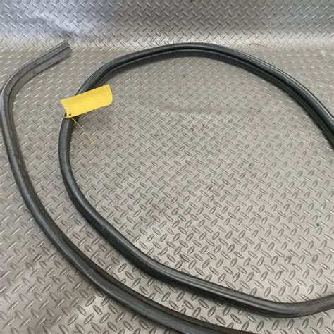 Empaque De Marco Puerta Trasero Derecho Almera 2001 2006 Mercadolibre