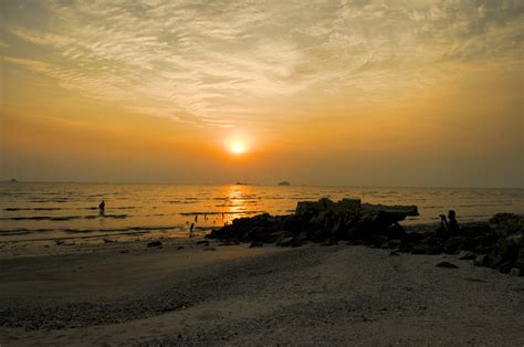 Horarios De Amanecer Y Atardecer En Pantai Remis Jalan Pantai Remis Kampung Dungun Jeram