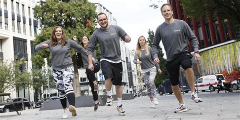 „steps For Good“ Esome Macht Mobil 16 3 Millionen Schritte Für Den Guten Zweck Mopo