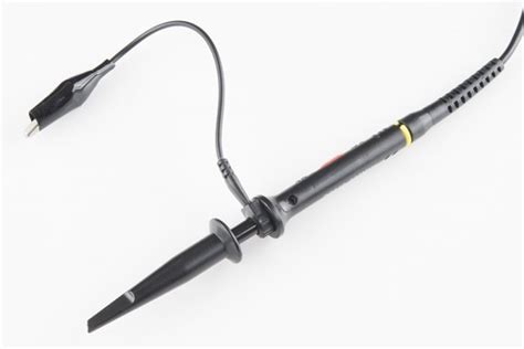 A Quick Dive Into Oscilloscopes My First Hands On Experience With Oscilloscopes Element14