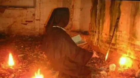 شيخ روحاني متمكن لجميع الاعمالوفك العوكوس زواج وجلب الخوطاب للبيت