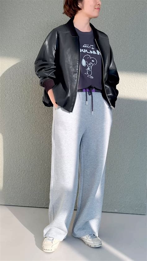 아이팜므 ️메르디 스트라이프 7부 셔츠 하나만으로도 멋스러운 코디를 완성할수 있는 모던하면서도 깔끔한 디자인에 7부 소매로