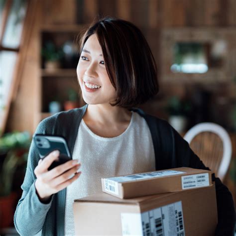 Spaceship 網店物流國際速遞平台 倉儲出貨本地及海外